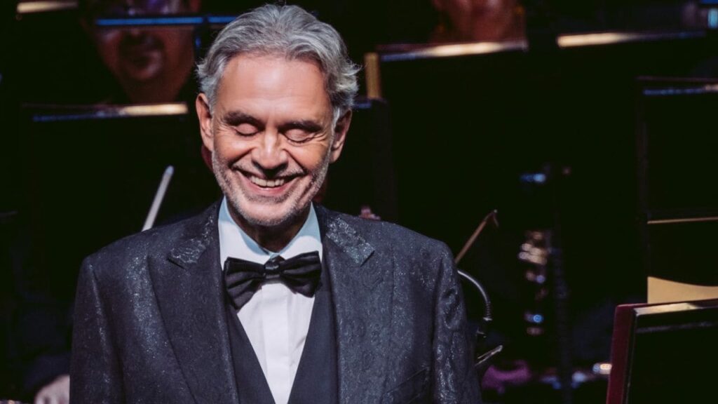 Andrea Bocelli: Su historia y cómo se quedó ciego a los 12 años de edad