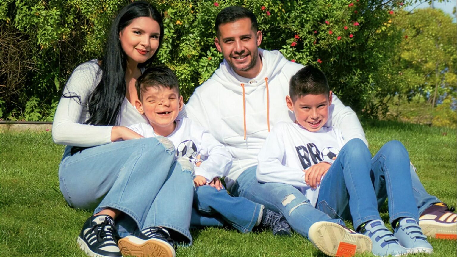 La vida de Thiago, un niño de 10 años: 12 operaciones para tratar una ...